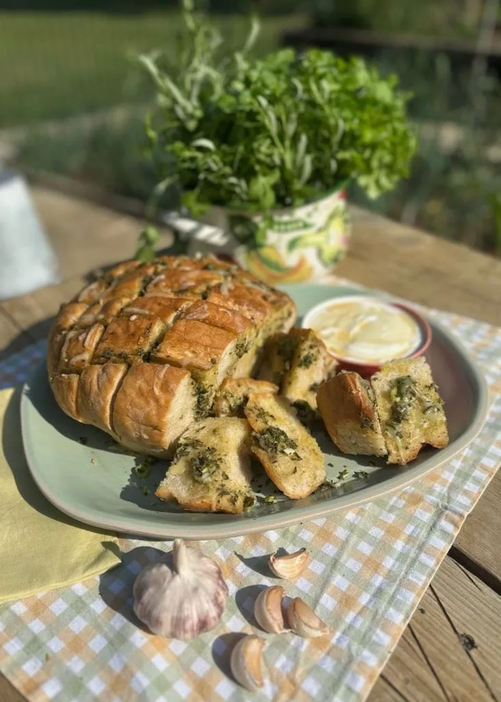 Tear and Share, Garlic & Herb Bread - Vickery TV